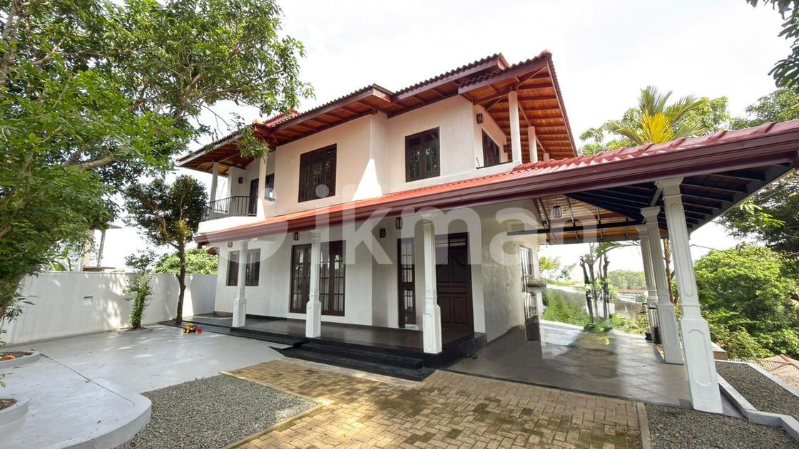 (DH921) Modern three-storey house for sale in Galle | ikman