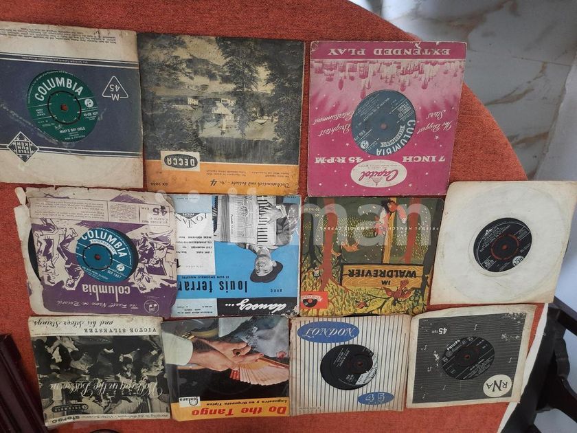 English 45 Rpm Vinyl Records in Gampaha City | ikman