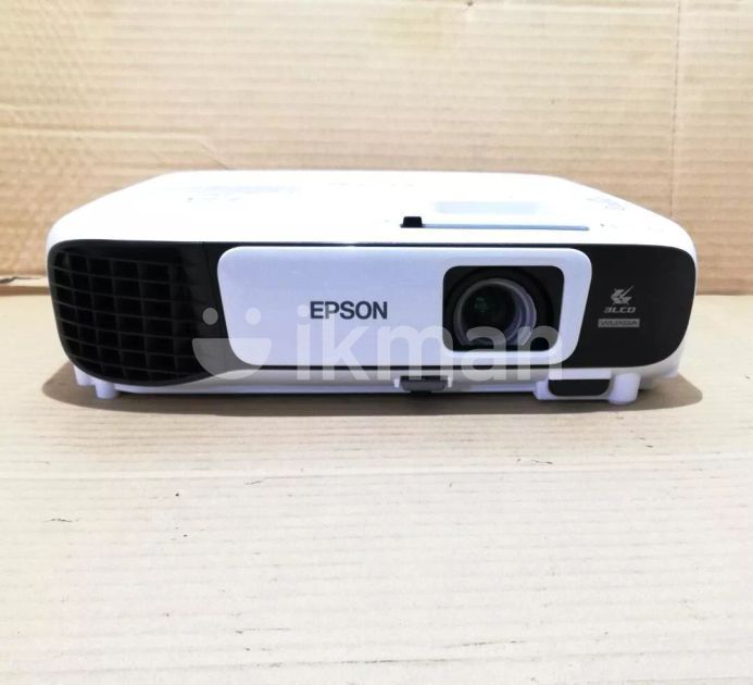 EPSON Used Projector for Sale in Nugegoda | ikman