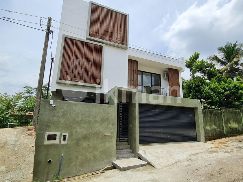 Eye Catching Designed Super Luxury House For Sale In Thalawathugoda | ikman