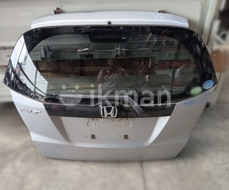 FIT GE6 DICKY in Kelaniya | ikman