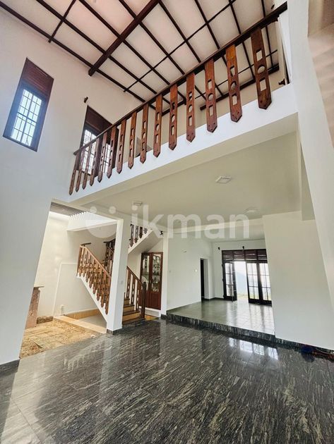 For Sale Kesbewa 3 Story Lovely Spacious House | ikman