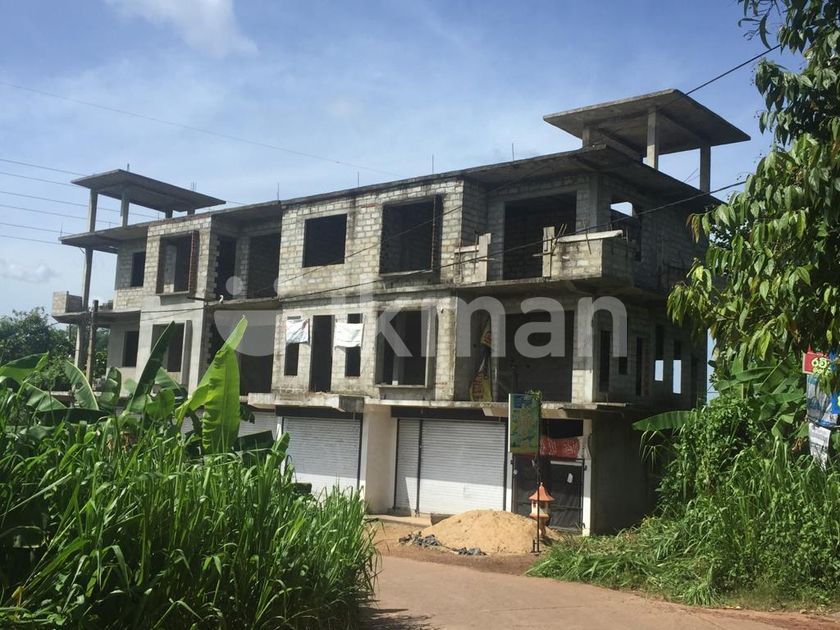 Ganemulla 6,900SF Brand New Shop for Sale | ikman