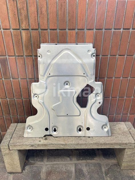 Genuine Range Rover Vogue L405 2020 Engine Guards Cover for Sale in ...