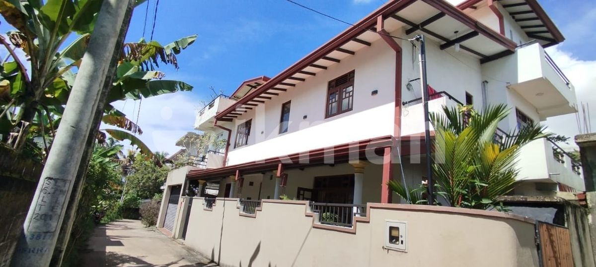 Good CONDITION HOUSE FOR SALE PILIYANDALA SUWARAPOLA | ikman