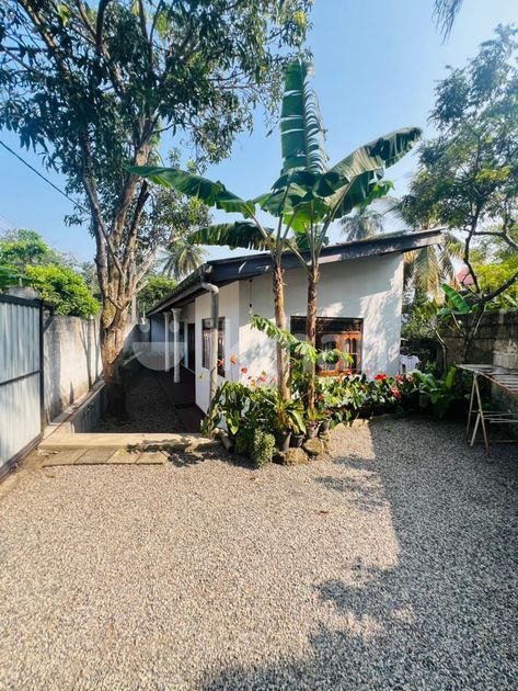 Good Condition House Sale Athurugiriya | ikman