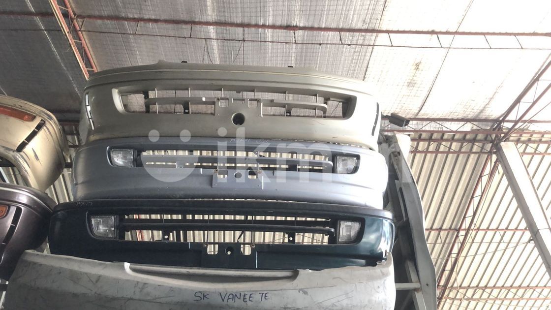 hiace front buffer for Sale in Wellampitiya | ikman