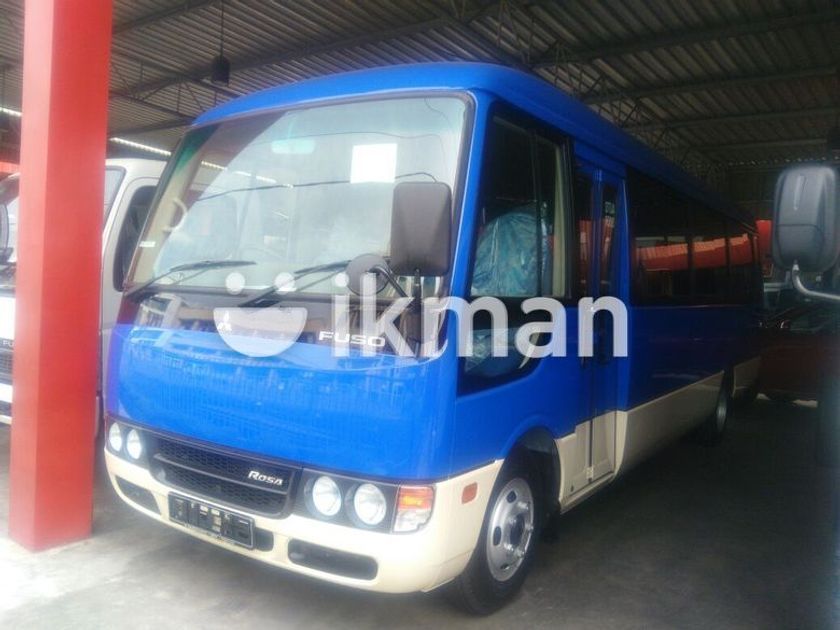 Hire A bus in Sri Lanka (13 to 54 seat) for Sale in Moratuwa | ikman