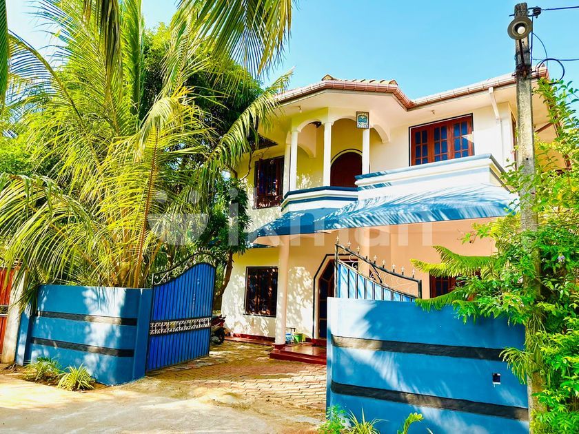 Holiday Bungalow for Short Term Rent Trincomalee | ikman