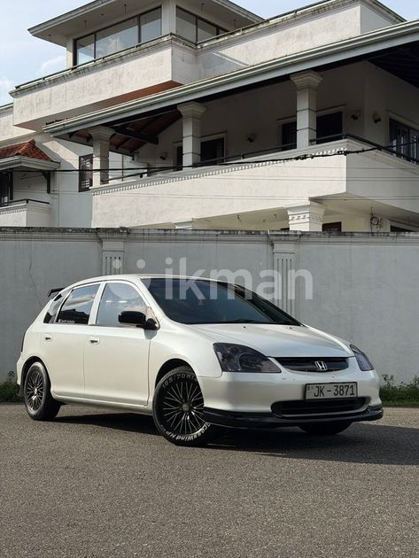 Honda Civic Station wagon 2004 for Sale in Nittambuwa | ikman