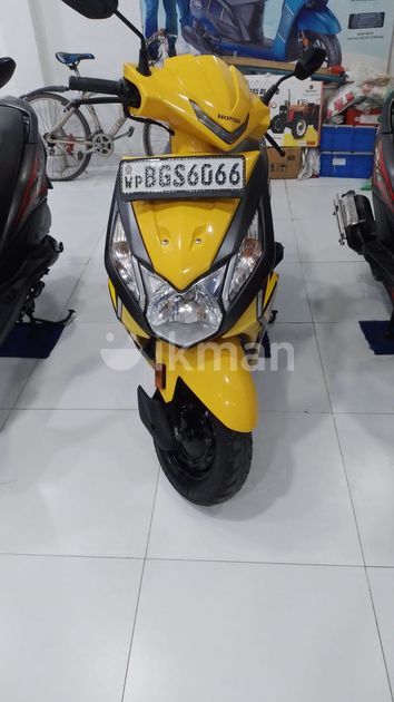 Honda Dio Yellow 2018 for Sale in Gampaha City | ikman