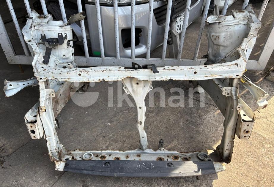 Honda Fit Aria Nose Cut Panel with Shock Mount Panels for Sale in ...
