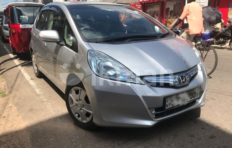 Honda Fit Gp1 2013 Maximum Leasing Partner for Sale in Wennappuwa | ikman