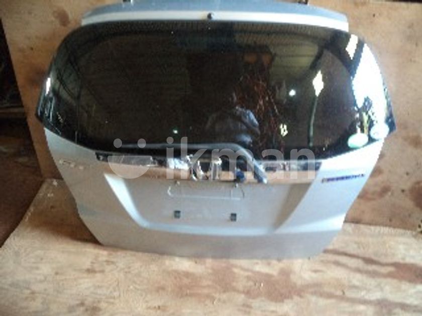 Honda Fit GP1 Dicky Door Complete for Sale in Dehiwala | ikman