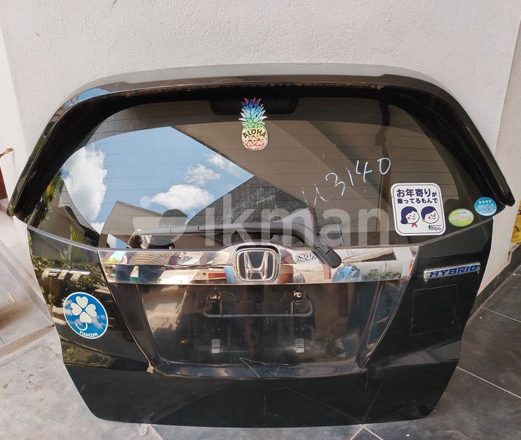 Honda Fit GP1 Dicky Door With Spoiler for Sale in Nugegoda | ikman