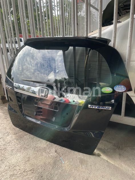 Honda Fit GP1 Dicky Door With Spoiler for Sale in Mawathagama | ikman