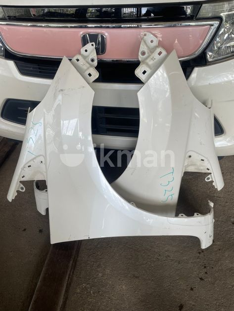 Honda Fit GP1 Fender for Sale in Mawathagama | ikman
