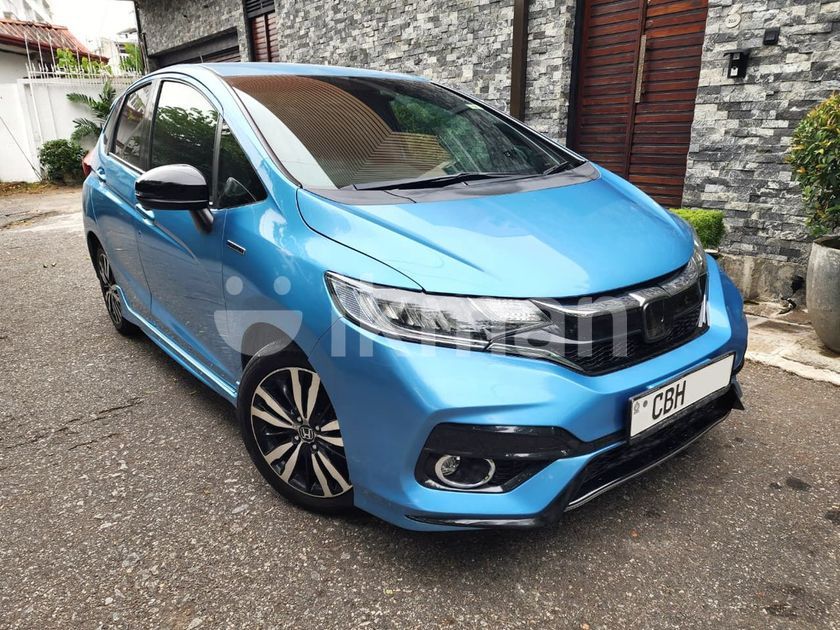 Honda Fit GP5 S Grade 2017 for Sale in Colombo 6 | ikman