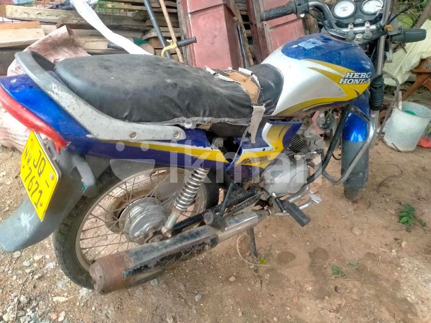 Honda Passion 2005 in Wariyapola | ikman.lk