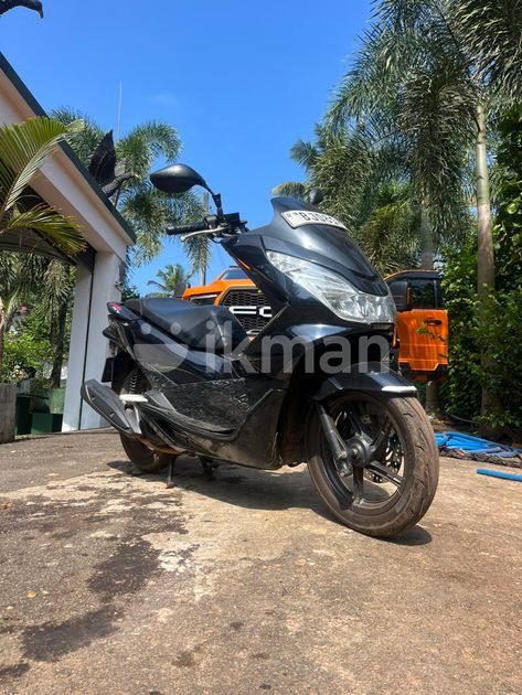 Honda PCX 2019 for Sale in Gampaha City | ikman