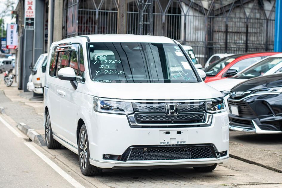 Honda Step Wagon Spada Premium Line 2024 for Sale in Katugastota | ikman