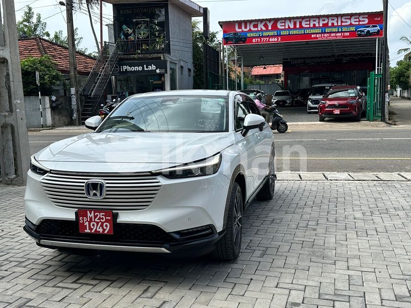 Honda Vezel Z 2023 for Sale in Matara City | ikman