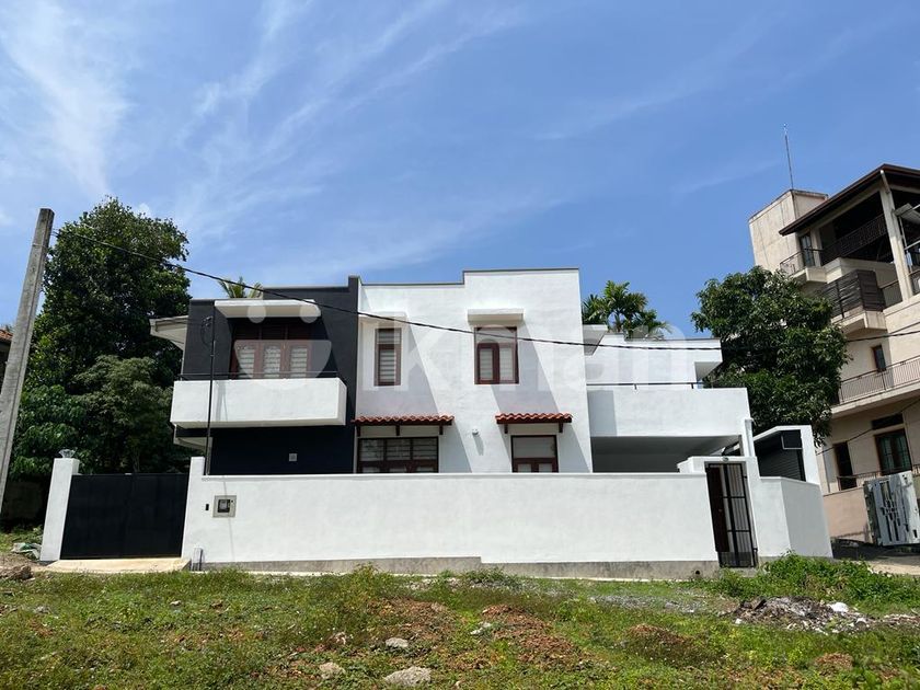 House for Sale Battaramulla Palawatta | ikman