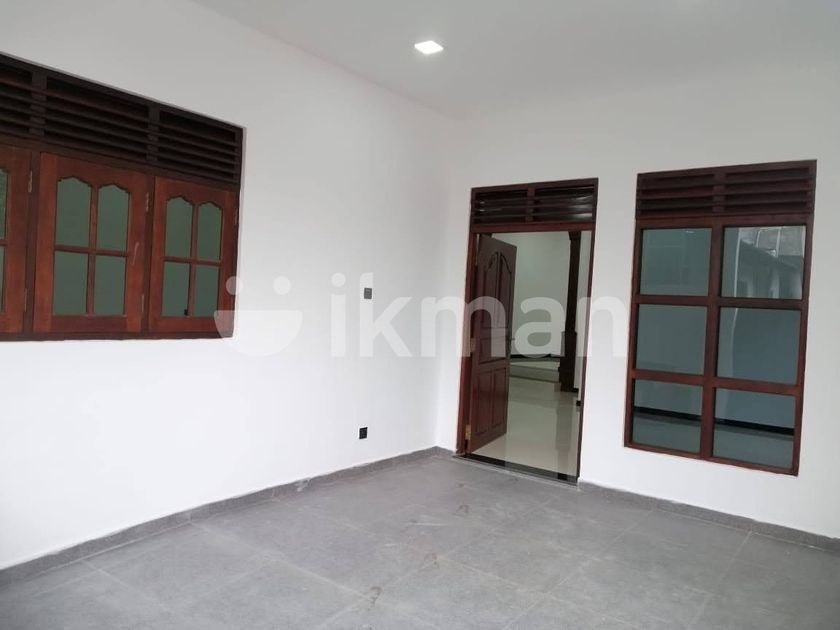 House for Sale in Battaramulla (file Number 2445 B) | ikman