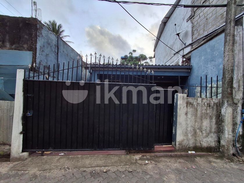 House for Sale in Wellampitiya | ikman