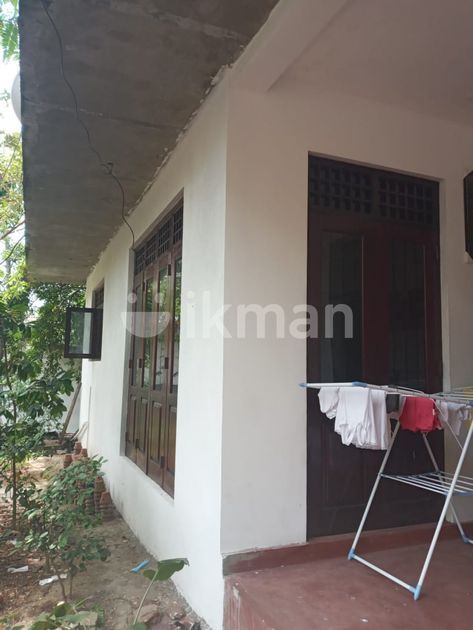 House For Sale In werahera | ikman