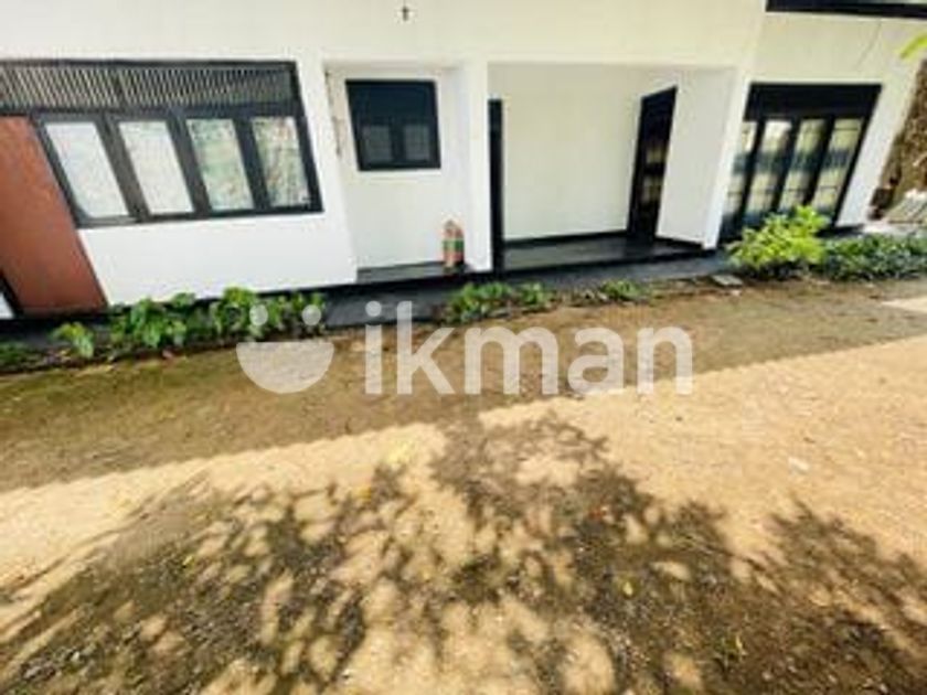 House with 5 Parkings For Rent Off Rajagiriya Road Nawala [ 2104C ] | ikman