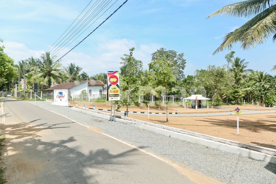 හයිලෙවල් පාරට ලගම ලස්සනම ඉඩමක් Meegoda, Homagama | ikman