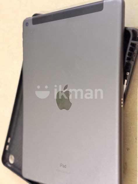 Apple IPad (7th Generation) 128GB for Sale in Battaramulla | ikman