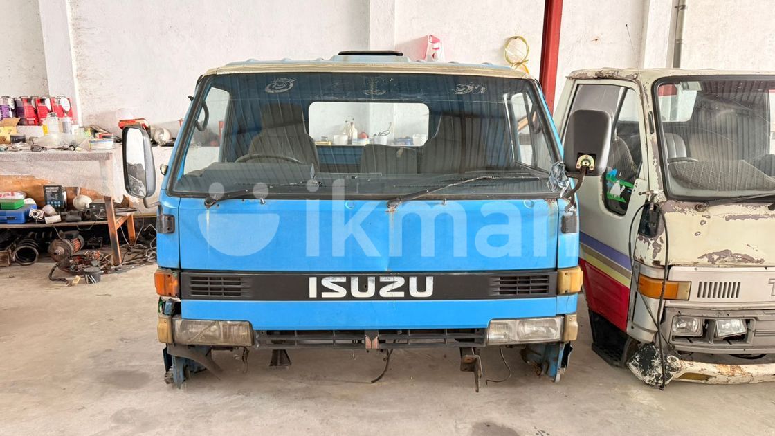 Isuzu Tubelight Wide Lorry Cabin ( Sri Lankan) for Sale in Kurunegala ...