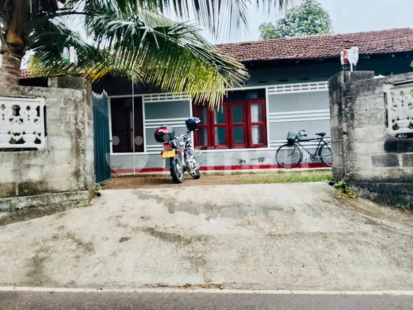 (K369) Single Storey House For Sale in Ekala | ikman