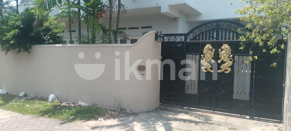 Katubedda - Spacious House for Sale | ikman