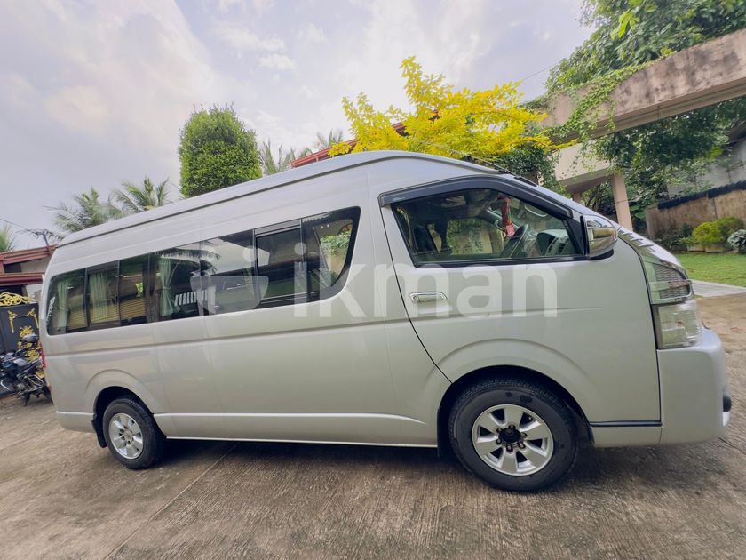KDH VAN FOR HIRE 14 seats for Sale in Battaramulla | ikman