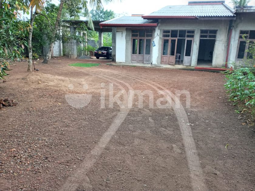 Kesbawa: 5BR 38P Luxury House (under construction) for Sale | ikman