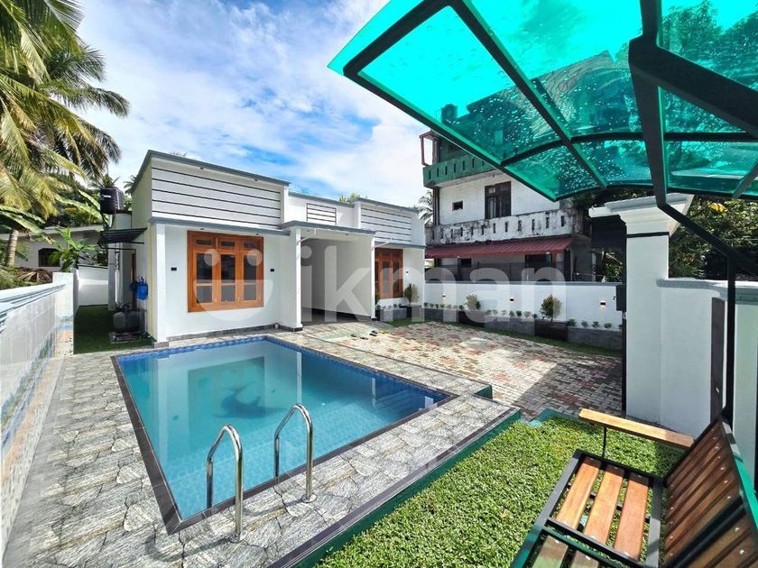 Kesbewa Brand New House with Pool | ikman