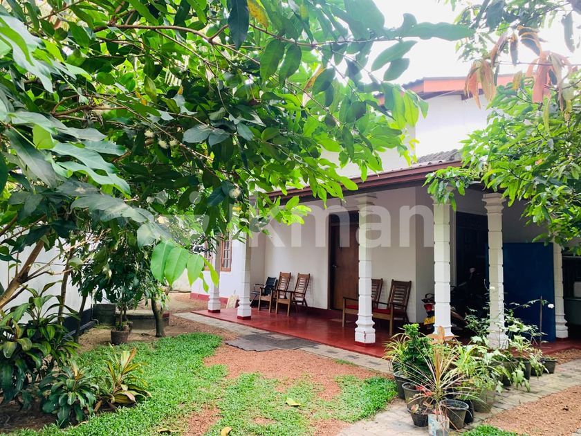 Kesbewa Prime Location Luxury House Available For Sale | ikman