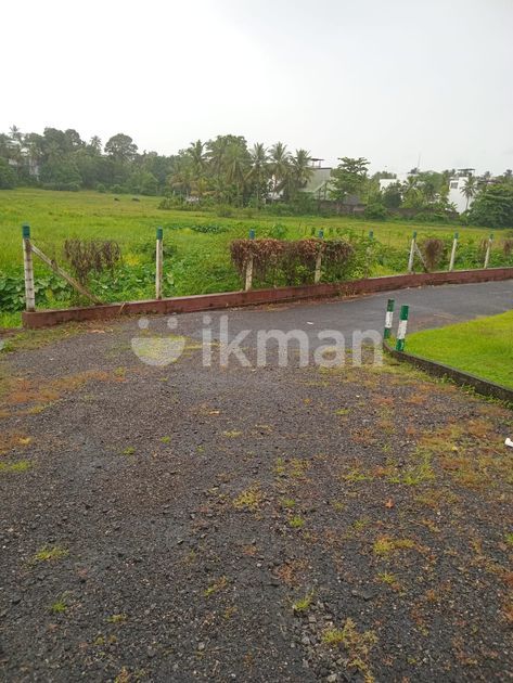 Land For Sale in Malabe Kahanthota Rd - Facing Paddy Field | ikman