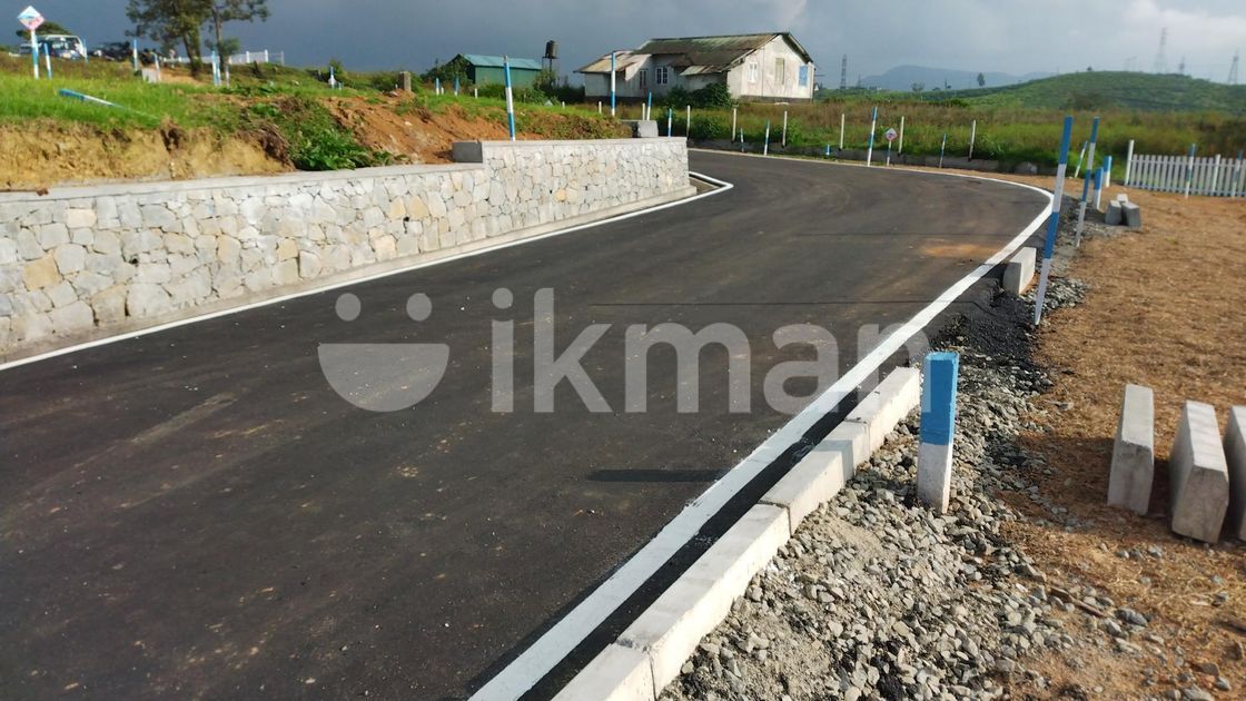 Land for sale in Sadathanna | ikman