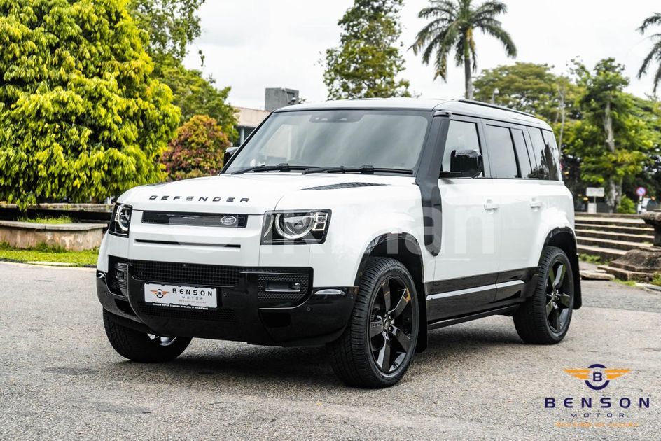 Land Rover Defender 110 STRAIGHT PETROL 2025 for Sale in Colombo 3 | ikman