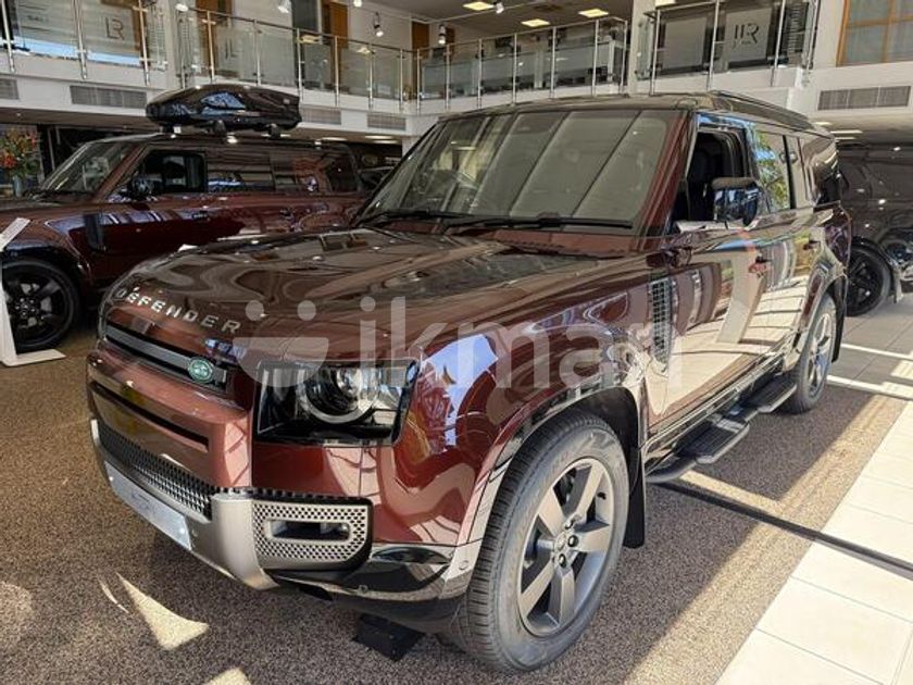 Land Rover Defender 130 HSE 2025 for Sale in Athurugiriya | ikman