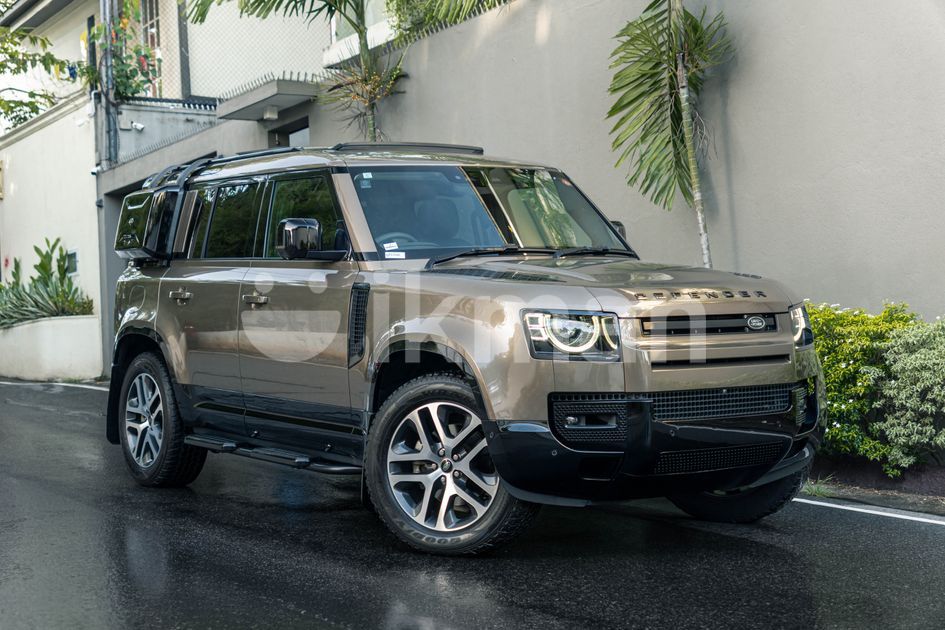 Land Rover Defender P300-X Dynamic 2023 for Sale in Kohuwala | ikman