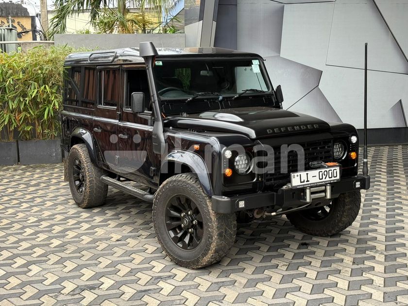 Land Rover Defender TD5 110 2003 for Sale in Kohuwala | ikman