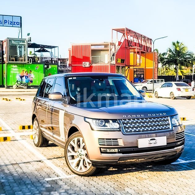 Land Rover Range Vogue 3.0L 2015 for Sale in Colombo 5 | ikman