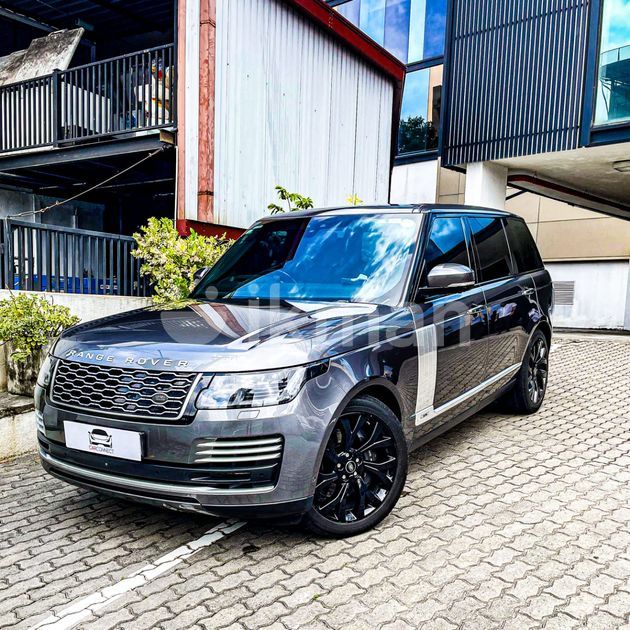 Land Rover Range Vogue P400e LWB 2018 for Sale in Colombo 5 | ikman