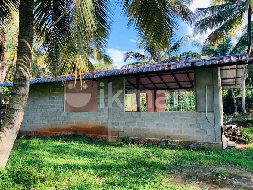 Land with Building Mahakeliya | ikman