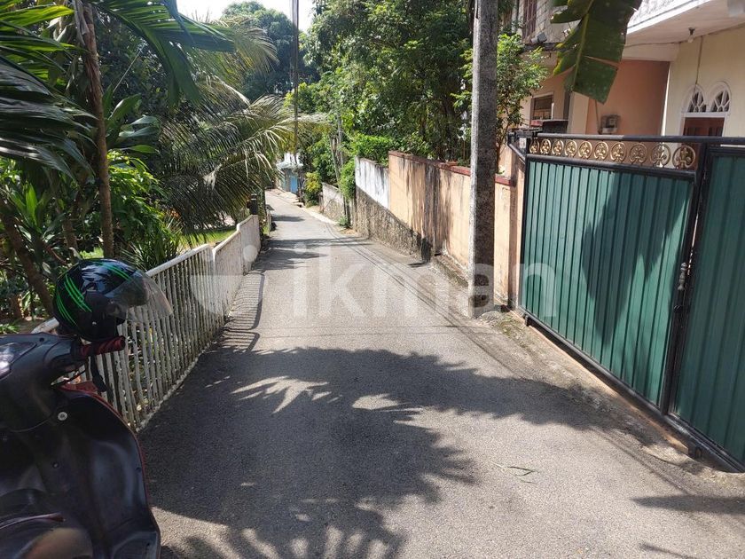 Land with House Sale in Kandy, Lewella. | ikman